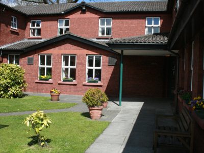 About Us - Carlisle House